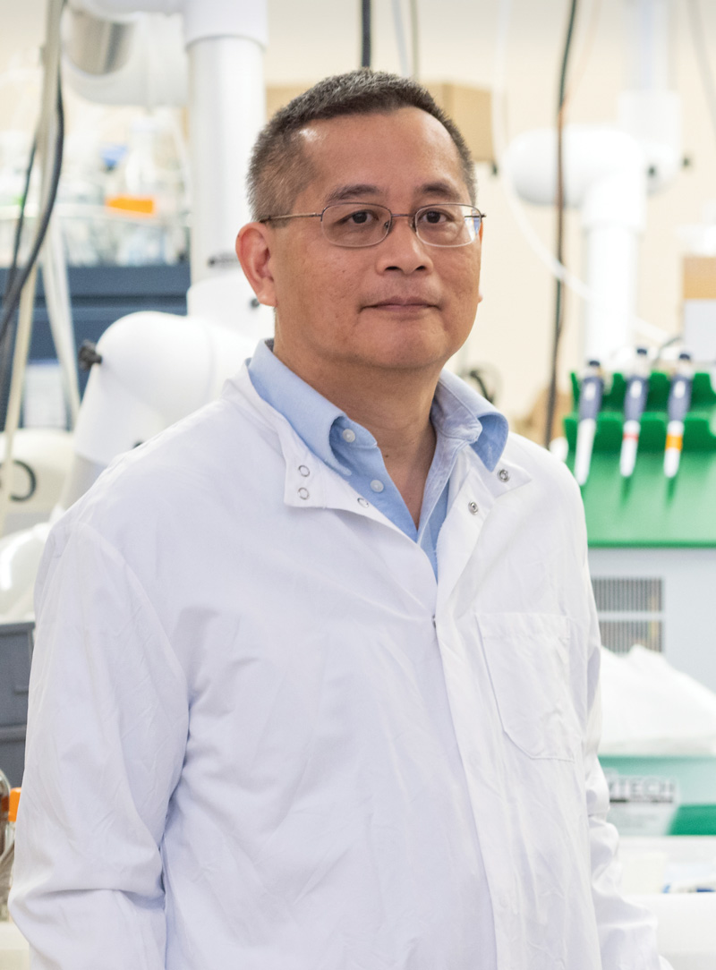 ALouie_portrait_opt - Explore Magazine